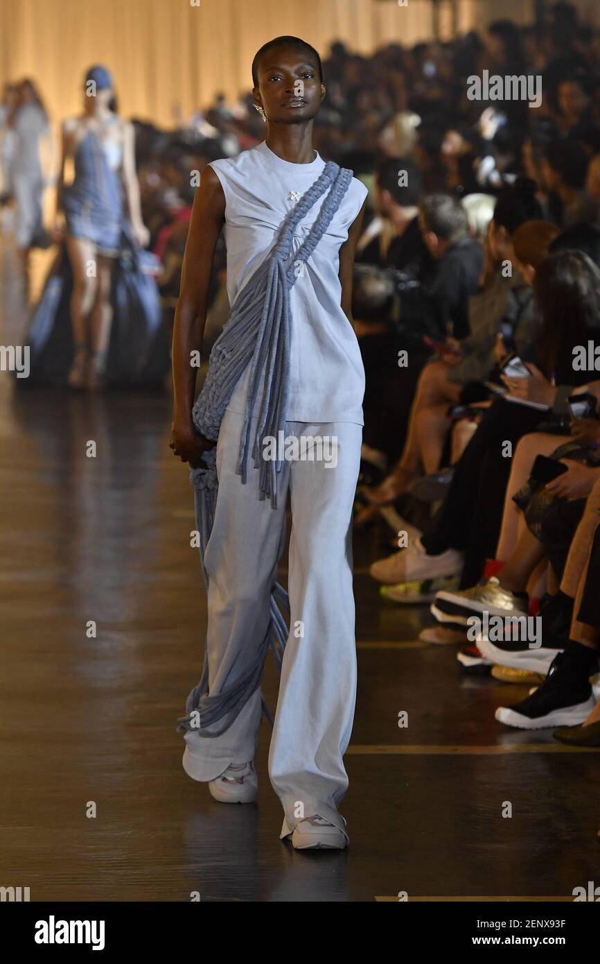 Model Debra Shaw walking on the runway during the Off-White Ready to ...