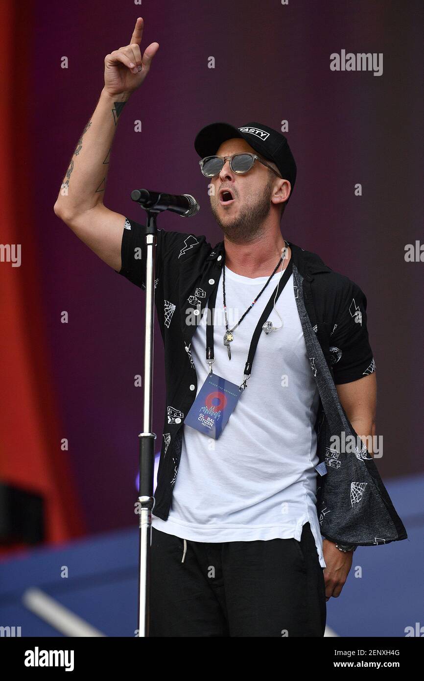 Lead singer Ryan Tedder of OneRepublic performs during the 2019 Global ...