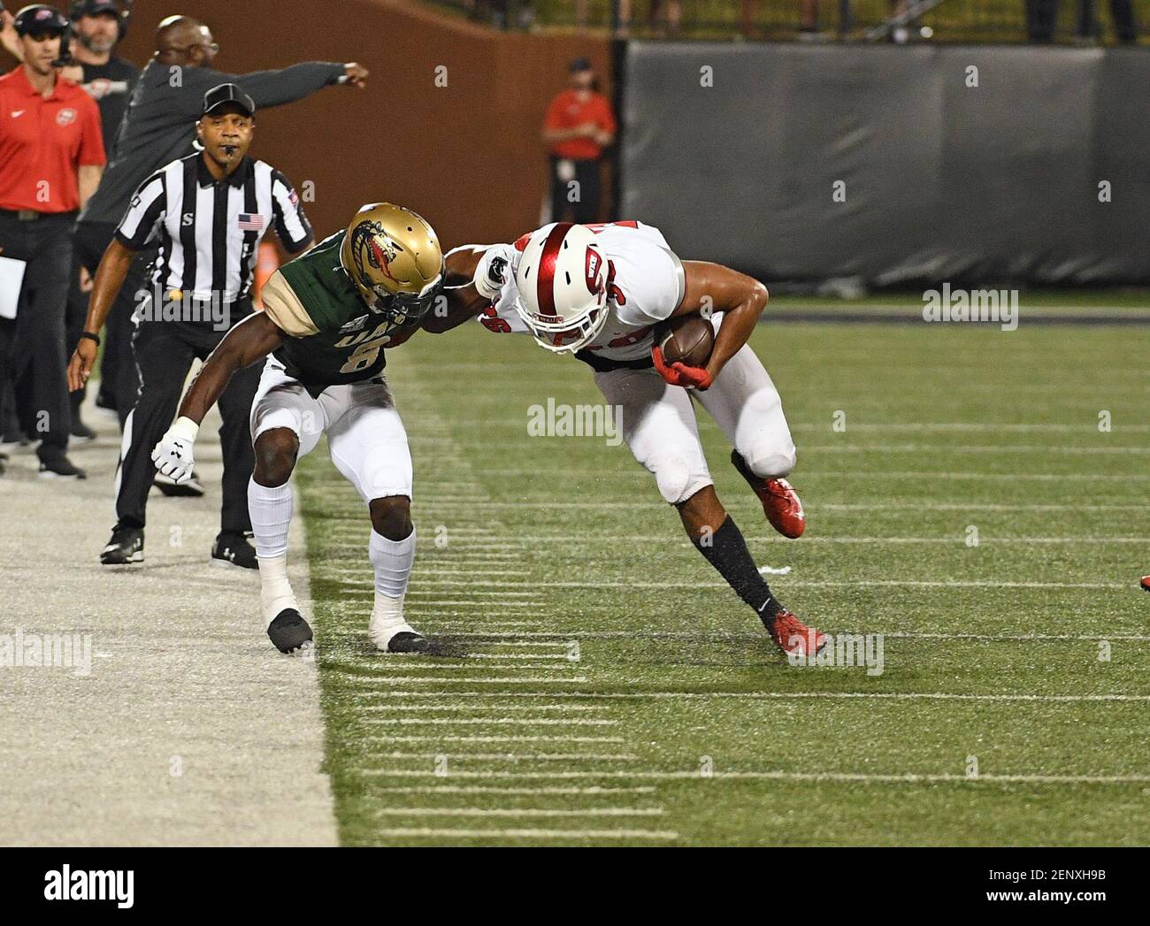 September 28, 2019: UAB Blazers wide receiver Austin Watkins (6) tries ...