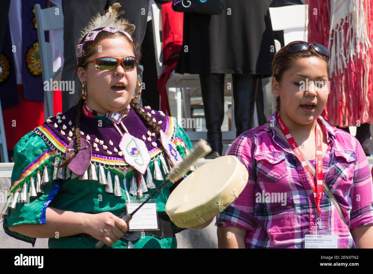 Canadian First Nations choir: Ethnic Indians teen girls with national ...