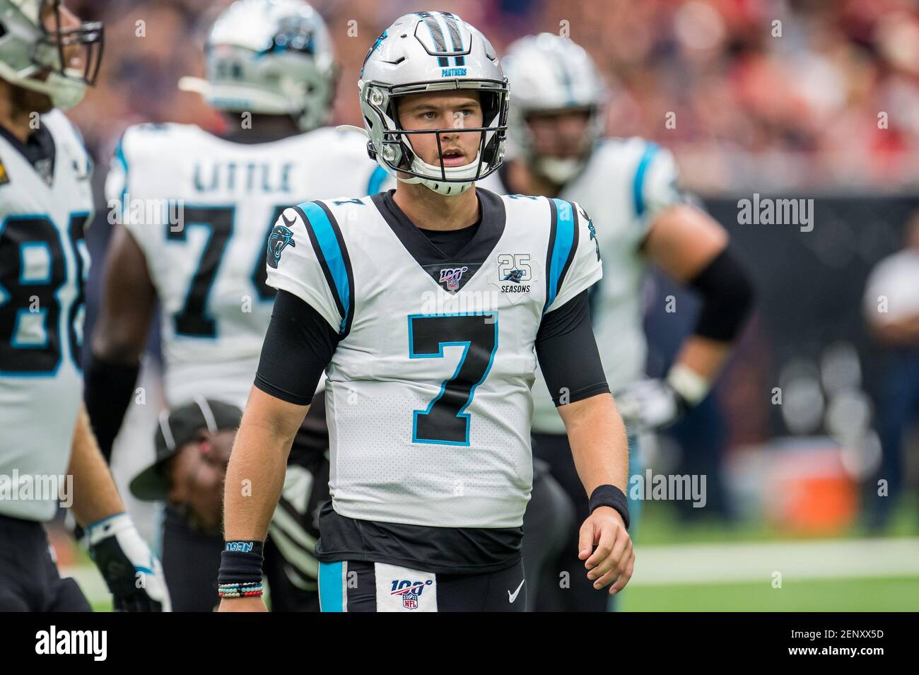 September 29, 2019: Carolina Panthers quarterback Kyle Allen (7) during ...