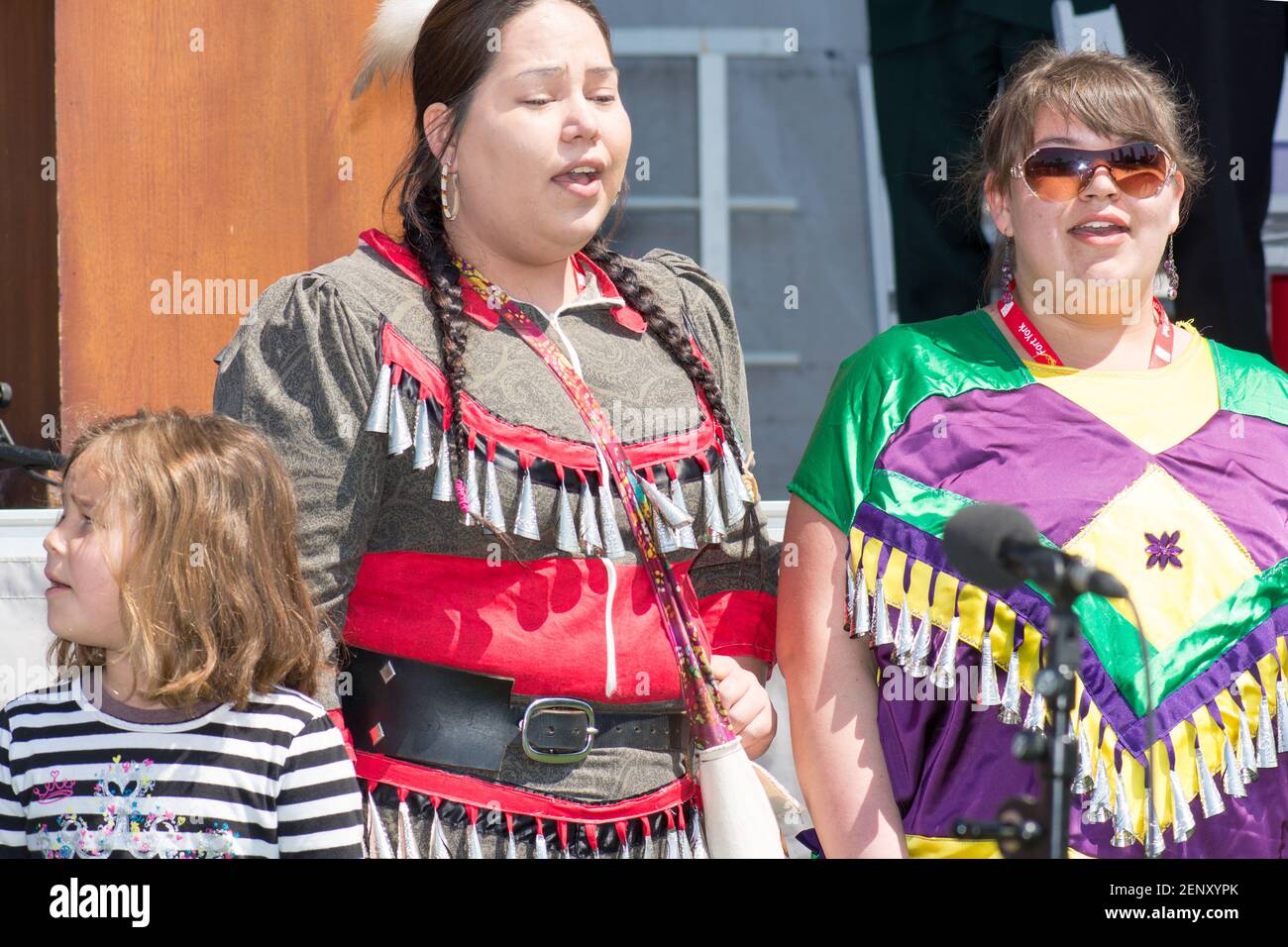 Canadian First Nations: Ethnic Indians sing in traditional costumes ...