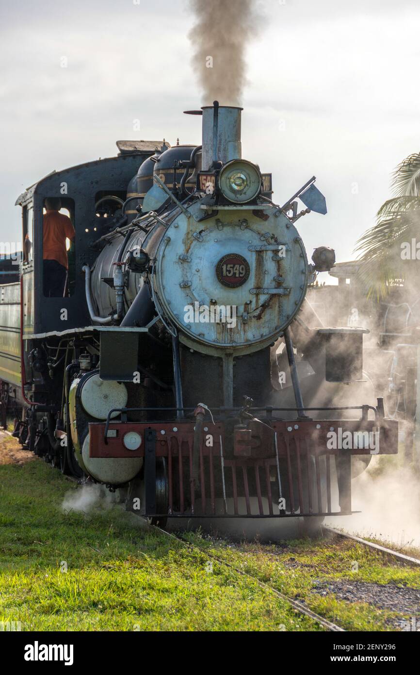 Old vintage steam locomotive in Caibarien, Cuba Stock Photo - Alamy