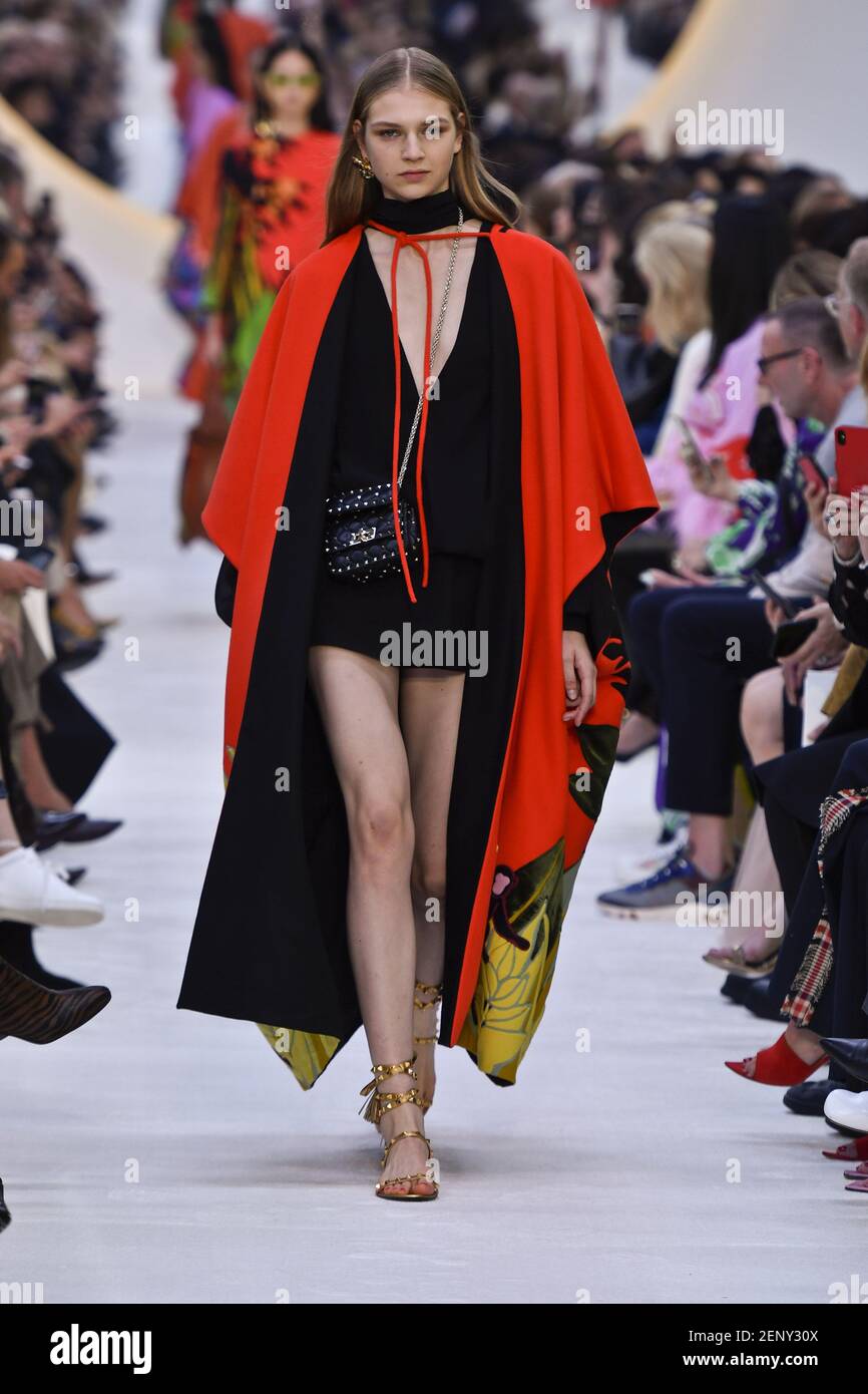 Model Deirdre Fírinne walking on the runway during the Valentino Ready ...