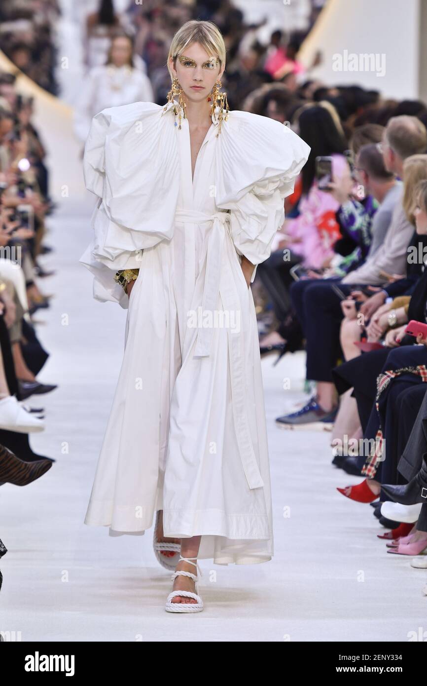 Model Bente Oort walking on the runway during the Valentino Ready to ...
