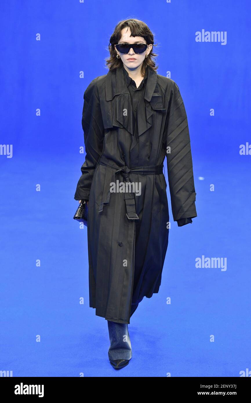 Model Anna Gavva walking on the runway during the Balenciaga Ready to ...
