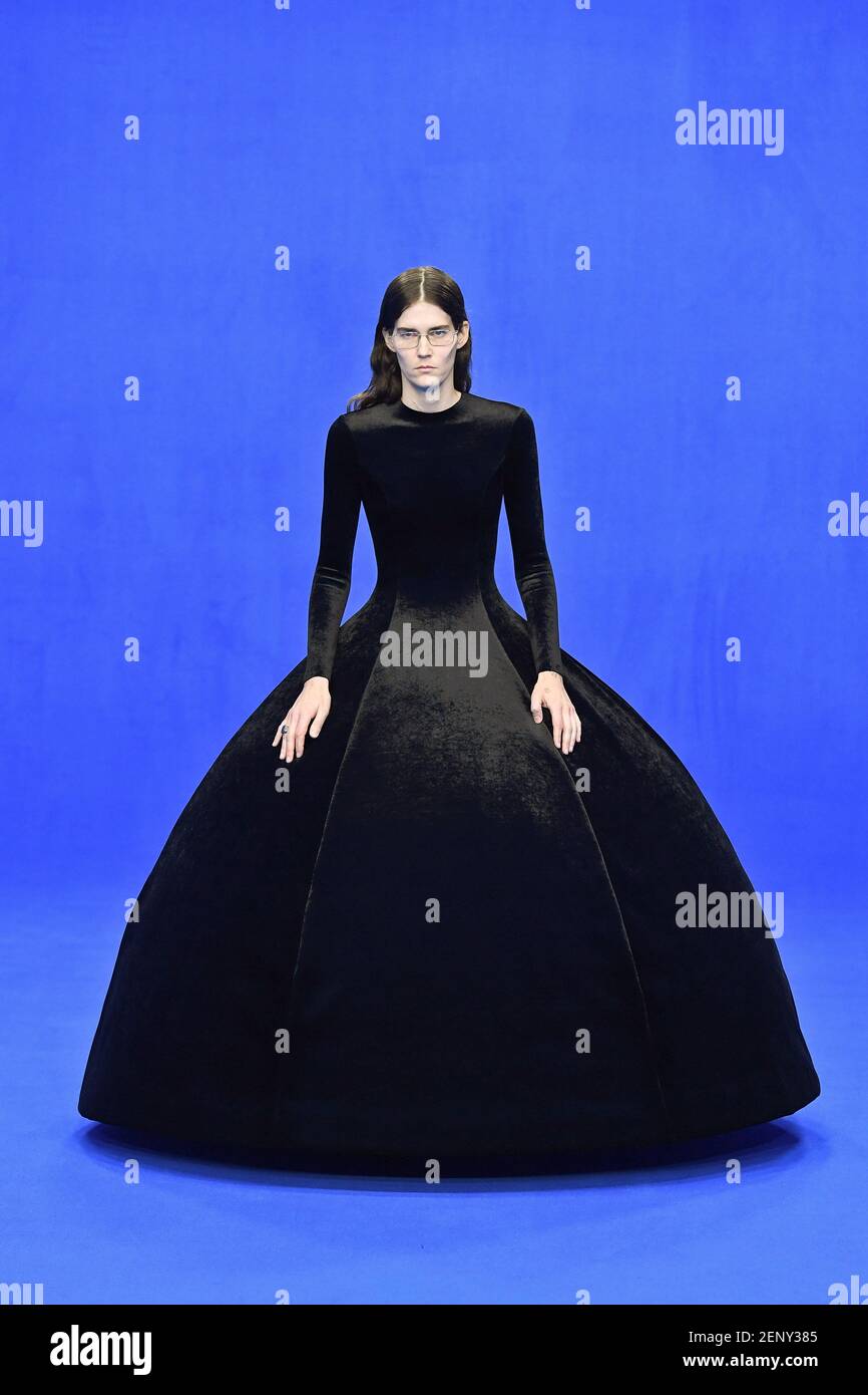 Model walking on the runway during the Balenciaga Ready to Wear Spring ...