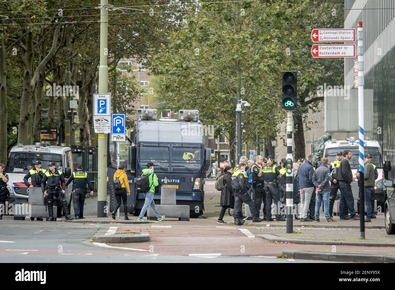 DEN HAAG, 01-10-2019, Farmers protest at the Malieveld for more ...