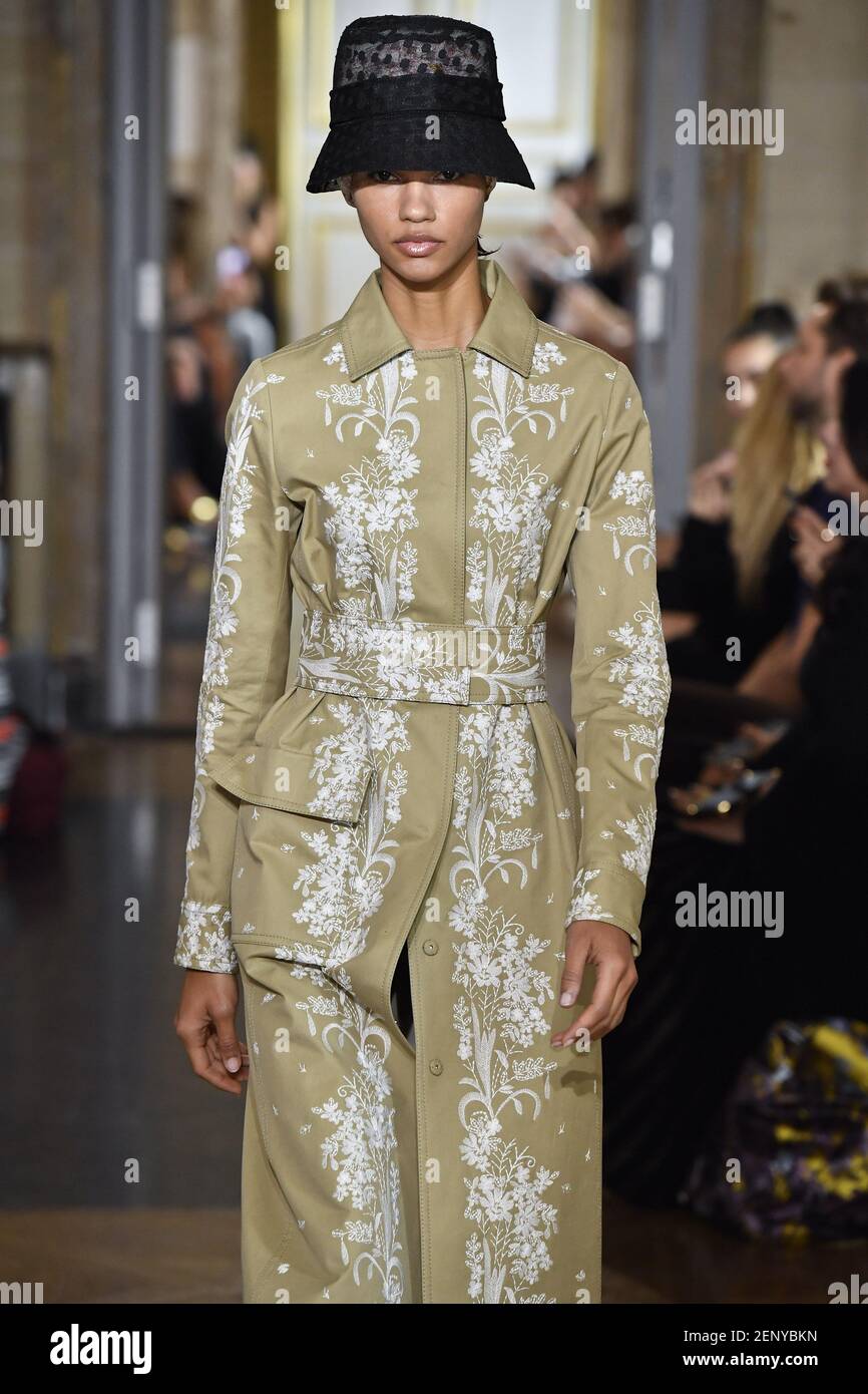 Model Barbara Valente walking on the runway during the Giambattista ...
