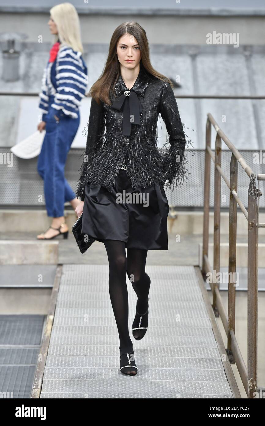 Model walking on the runway during the Chanel Spring/Summer 2020 show ...