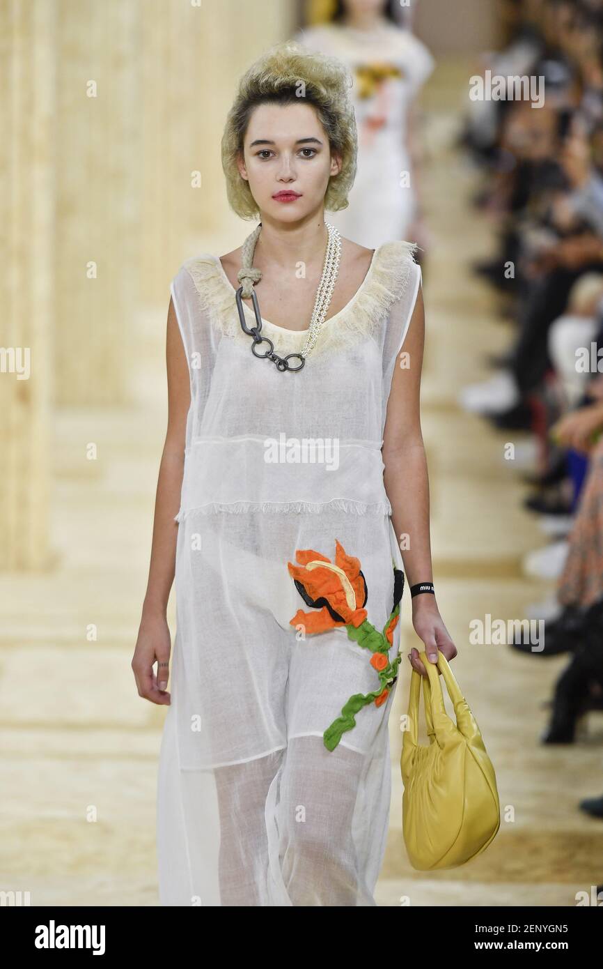Model Sarah Snyder walking on the runway during the Miu Miu Ready to ...