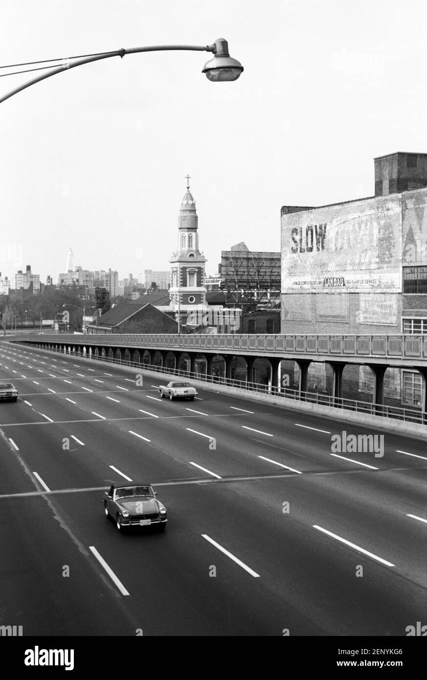 Philadelphia skyline 1976 hi-res stock photography and images - Alamy