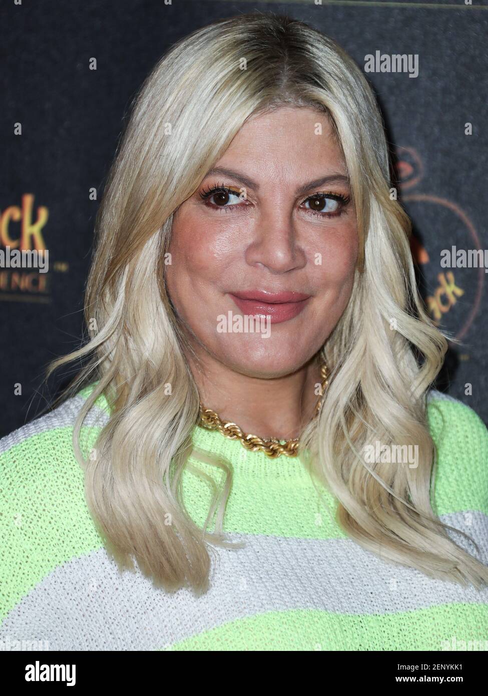 CALABASAS, LOS ANGELES, CALIFORNIA, USA - OCTOBER 02: Tori Spelling ...