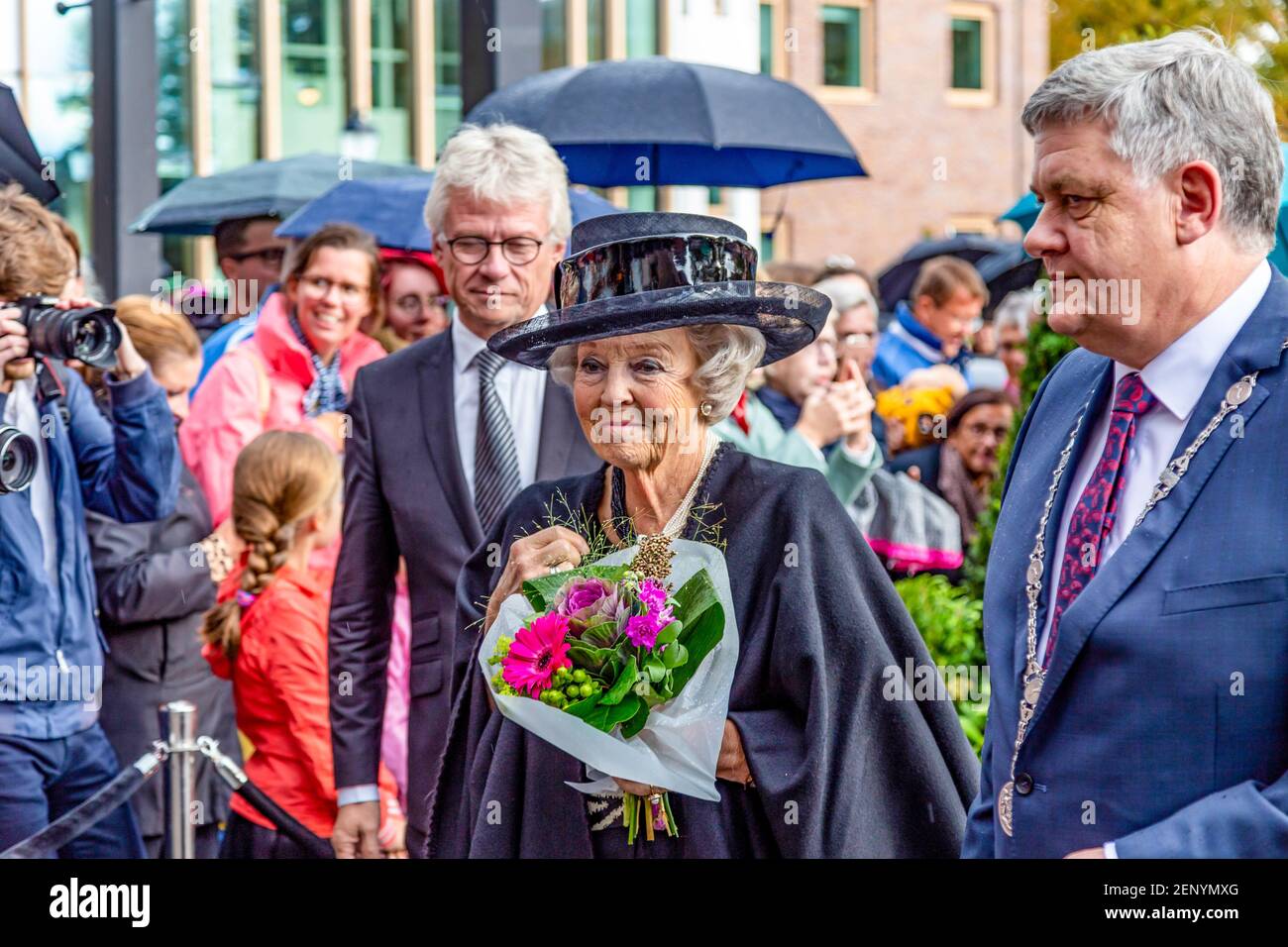 Princess Beatrix during the memorial meeting in the Oude Kerk in Putten ...