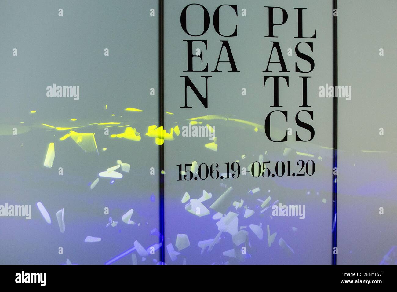 Animation with date of availability of the Ocean Plastics exhibition ...