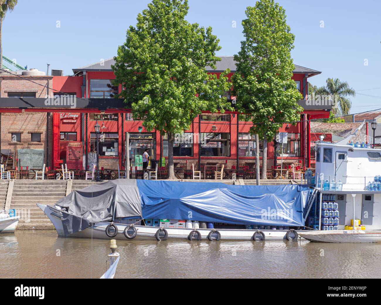 Restaurant with tables outside on the banks of the river Stock Photo ...