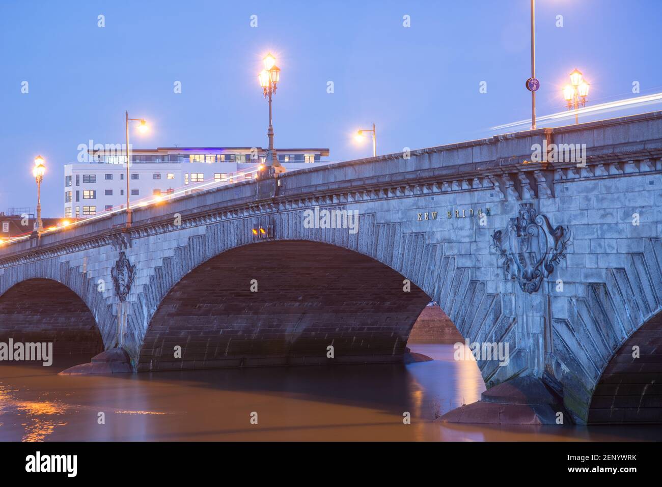 Kew Bridge by John Wolfe-Barry and Cuthbert A. Brereton Stock Photo - Alamy
