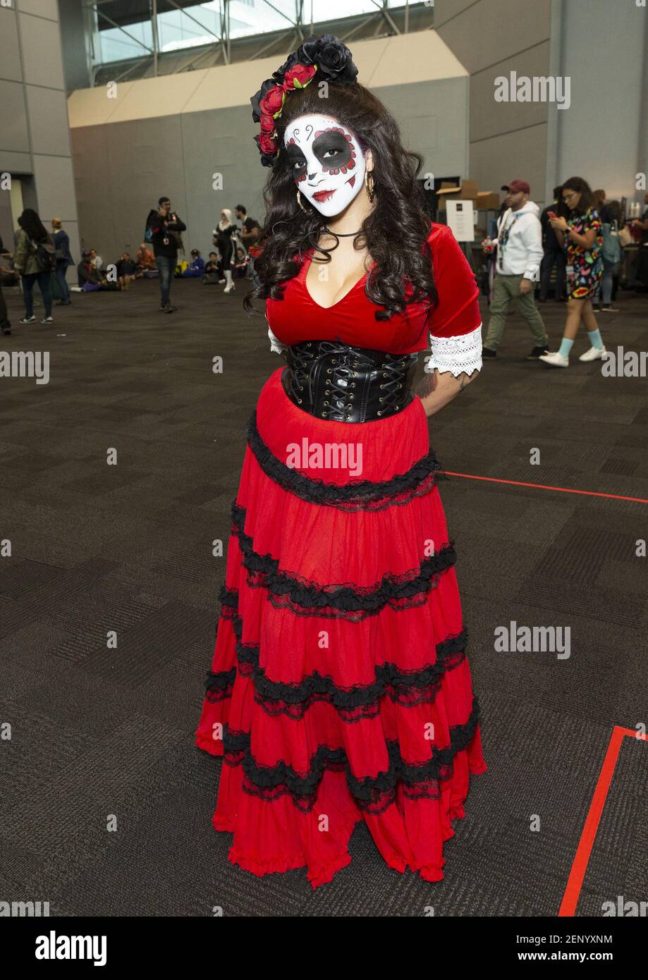 Cosplayer poses during New York Comic Con at Jacob Javits Center (Photo ...