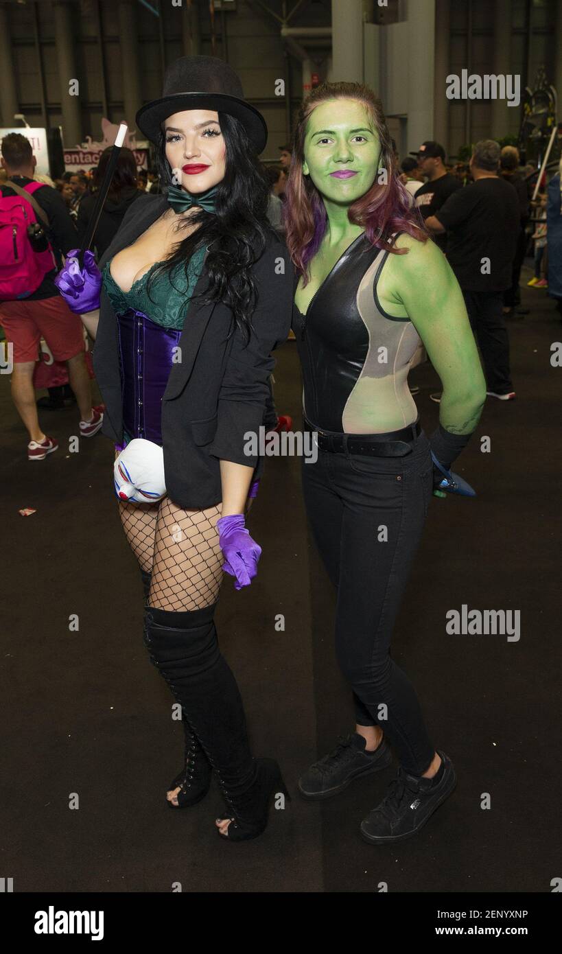 Cosplayers pose during New York Comic Con at Jacob Javits Center (Photo ...