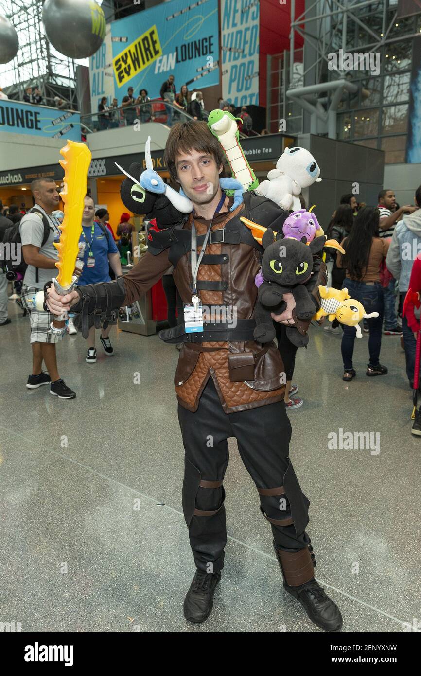 Cosplayer poses during New York Comic Con at Jacob Javits Center (Photo ...