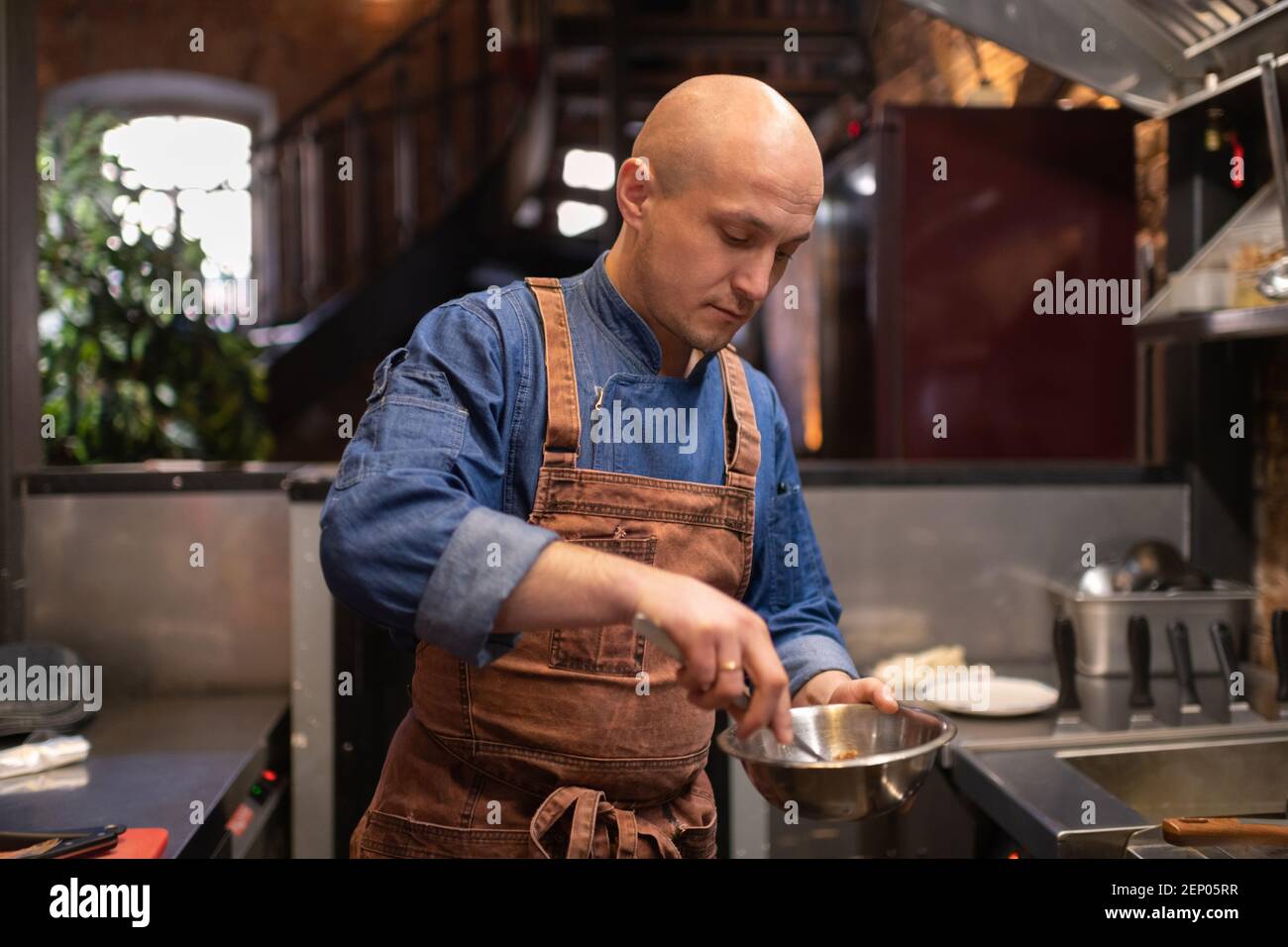 Denim kitchen hi-res stock photography and images - Alamy
