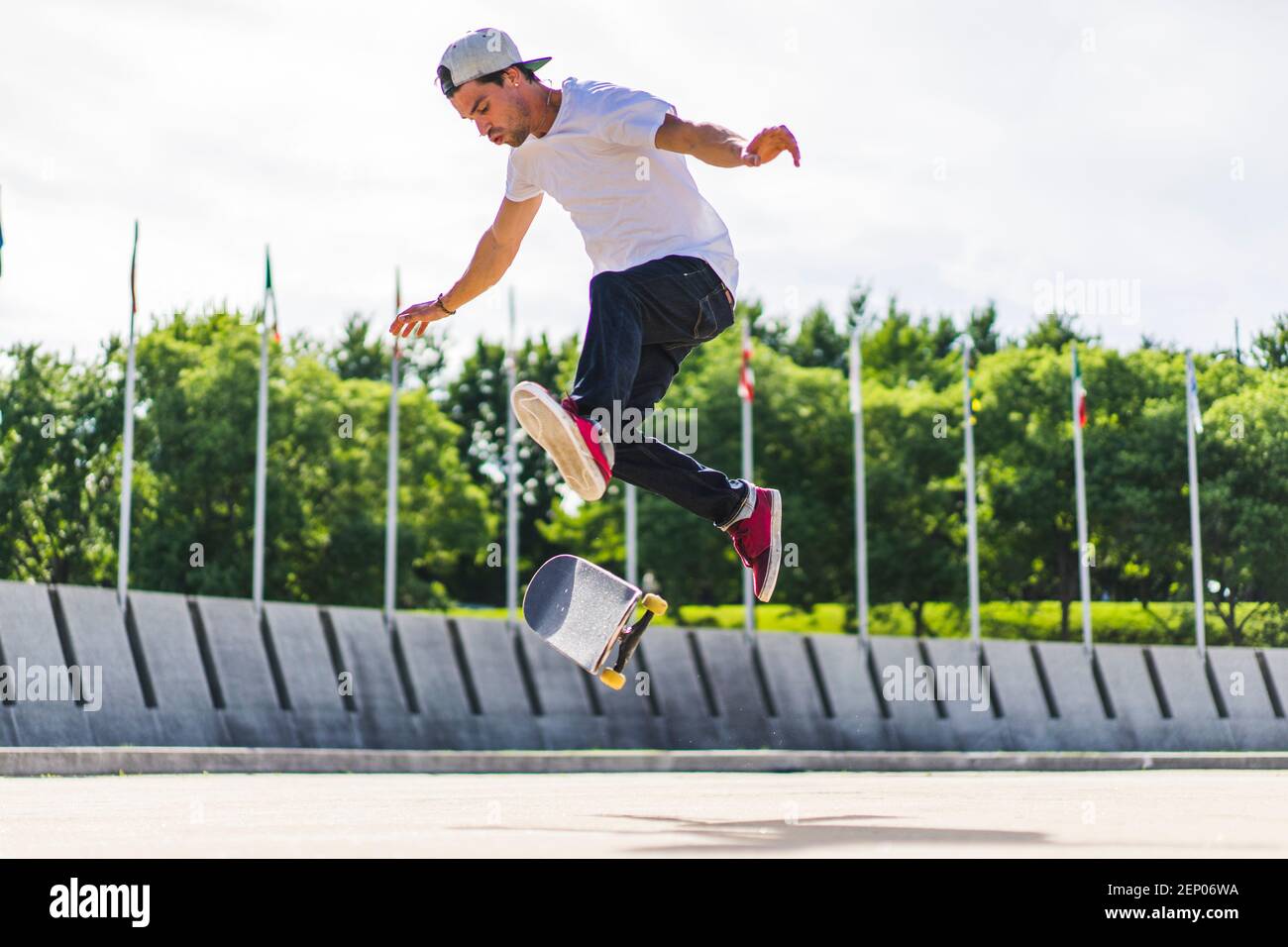 Flip acrobatic hi-res stock photography and images - Alamy