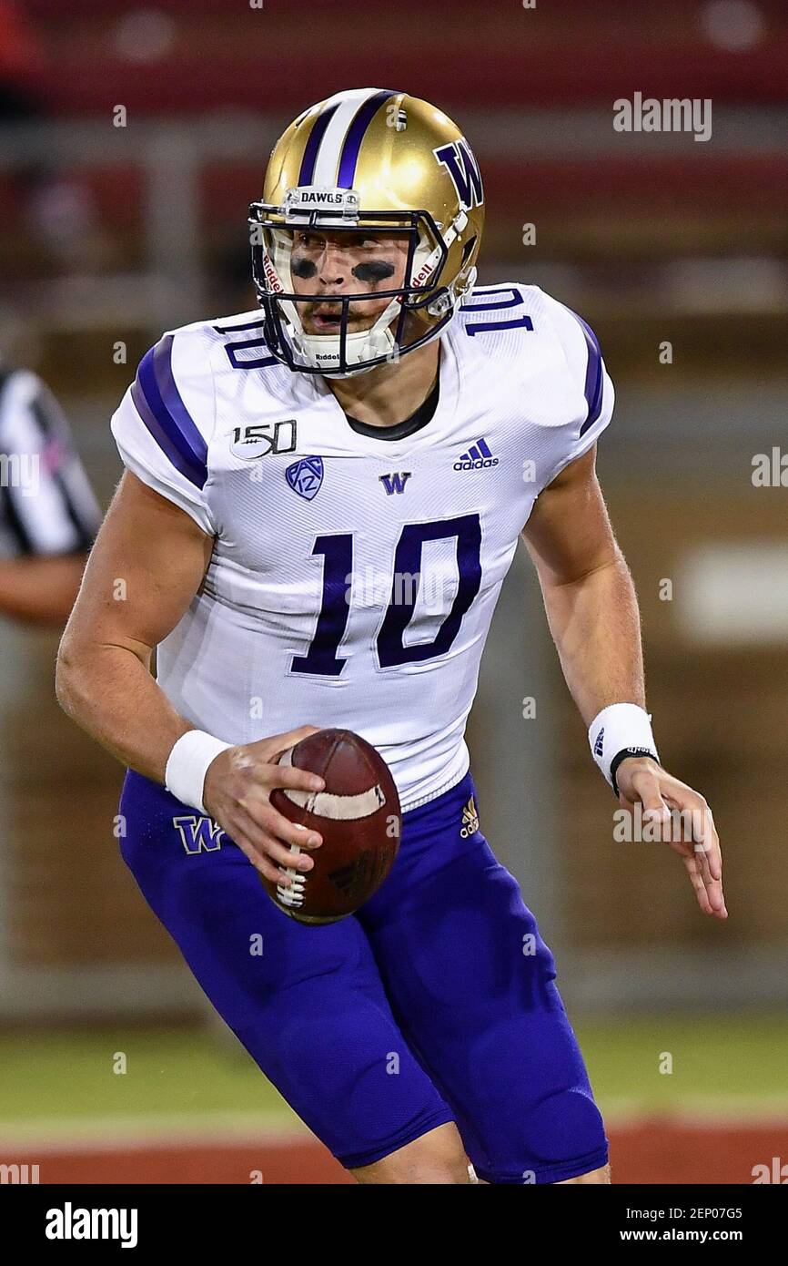 October 05, 2019: Washington Huskies quarterback Jacob Eason (10 ...