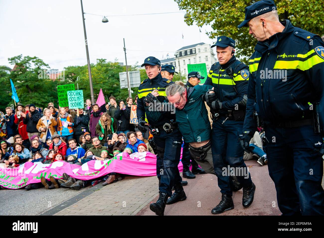 Dutch police arrest XR activists during the protest. For 2 weeks ...