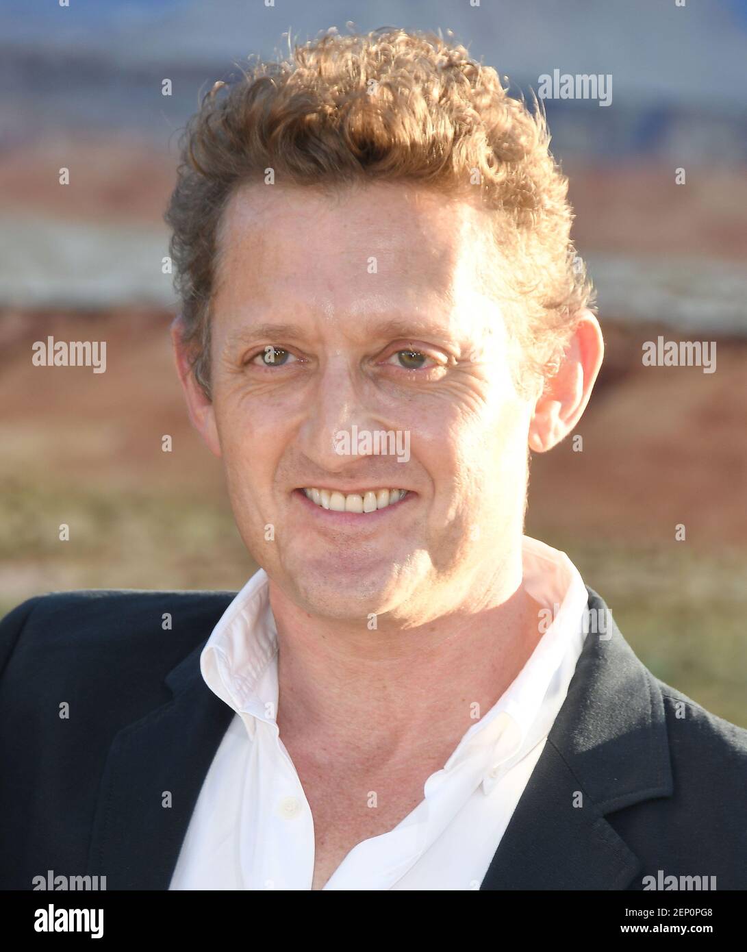 Alex Winter arrives at Netflix's EL CAMINO: A BREAKING BAD MOVIE ...