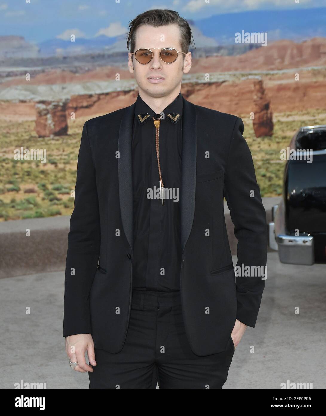 Mark Foster arrives at Netflix's EL CAMINO: A BREAKING BAD MOVIE ...