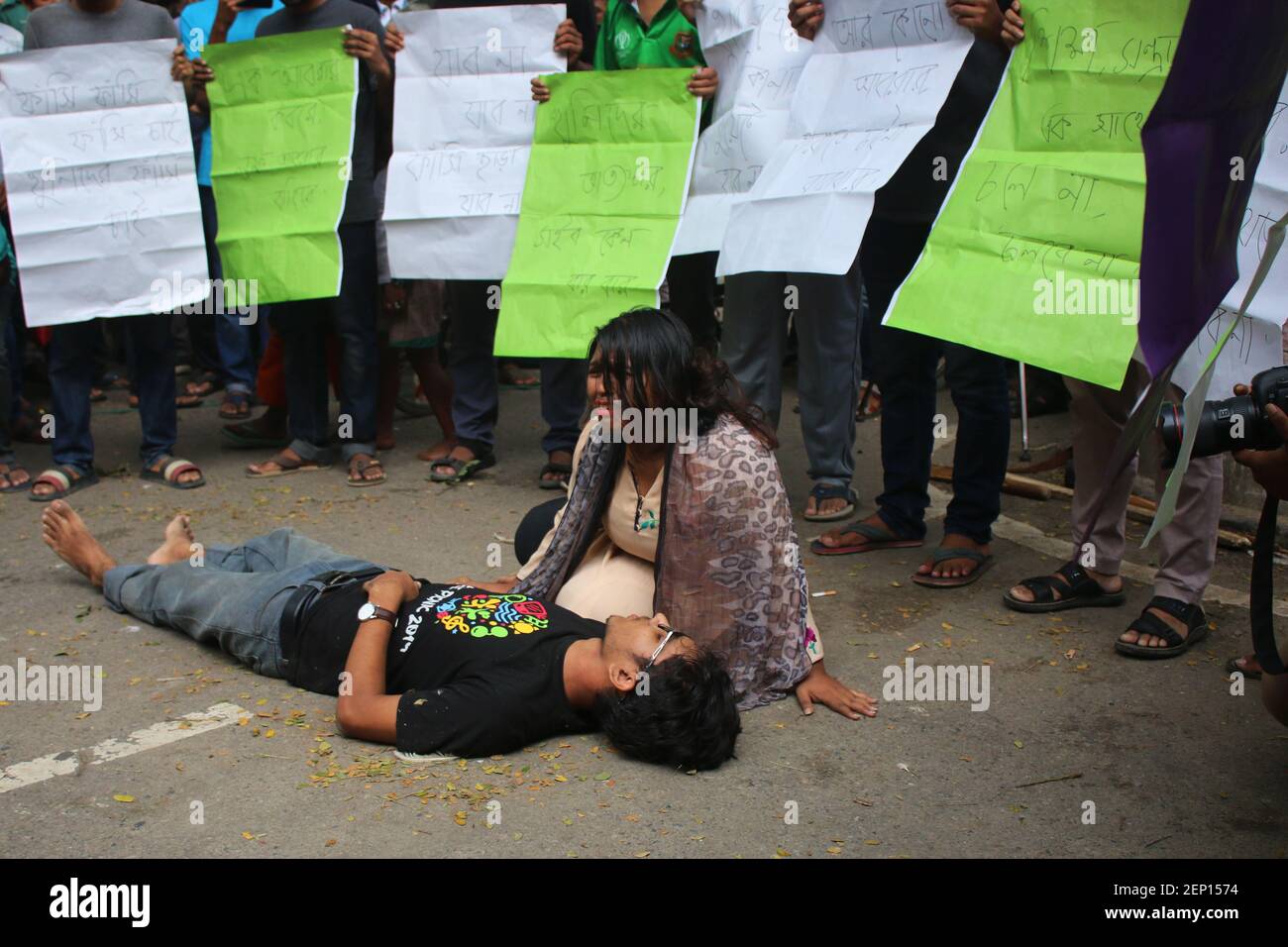 Students from Bangladesh University of Engineering and Technology (BUET ...