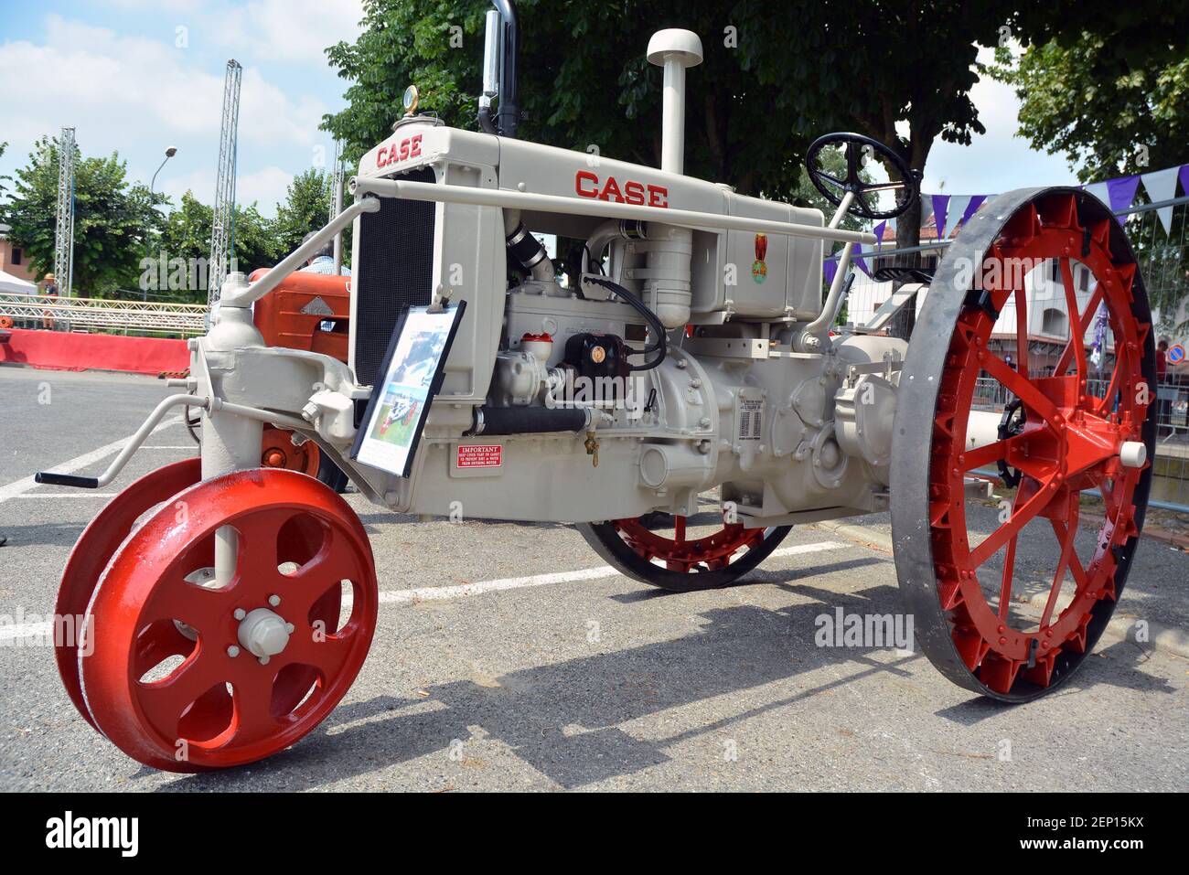 Italian vintage tractors hi-res stock photography and images - Alamy