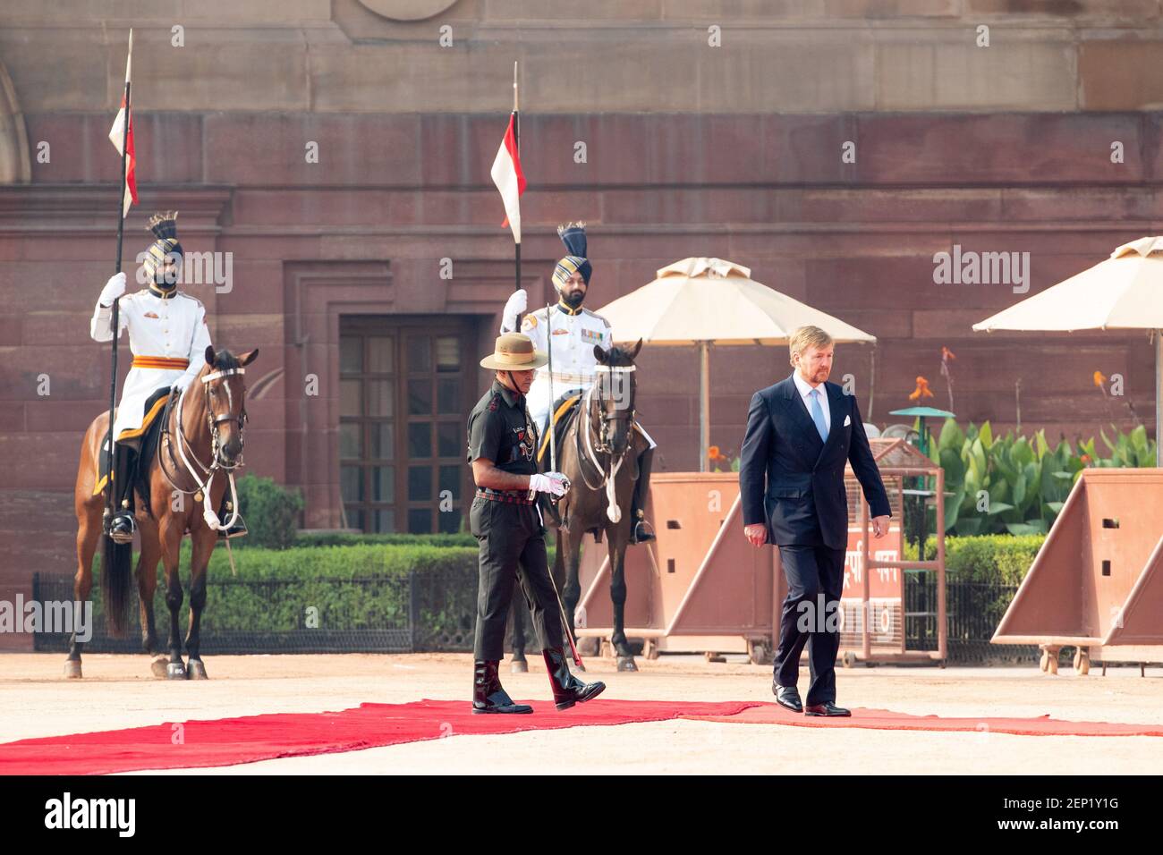 King Willem-Alexander with Prime Minister Narendra Modi and his wife ...
