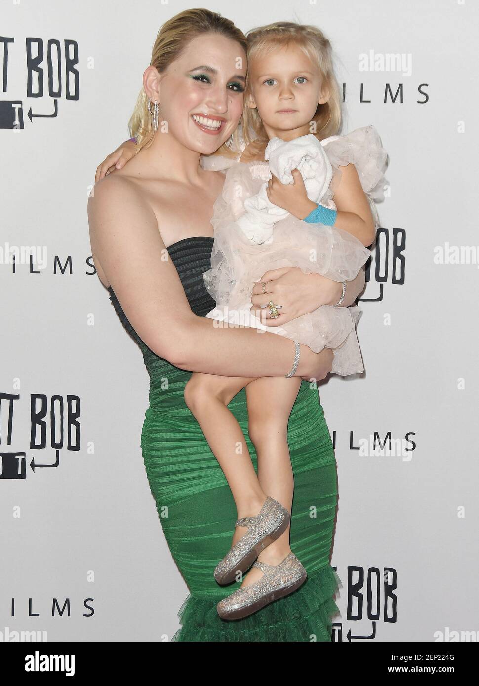 (L-R) Harley Quinn Smith with Jason Mewes' daughter Logan Lee Mewes at ...