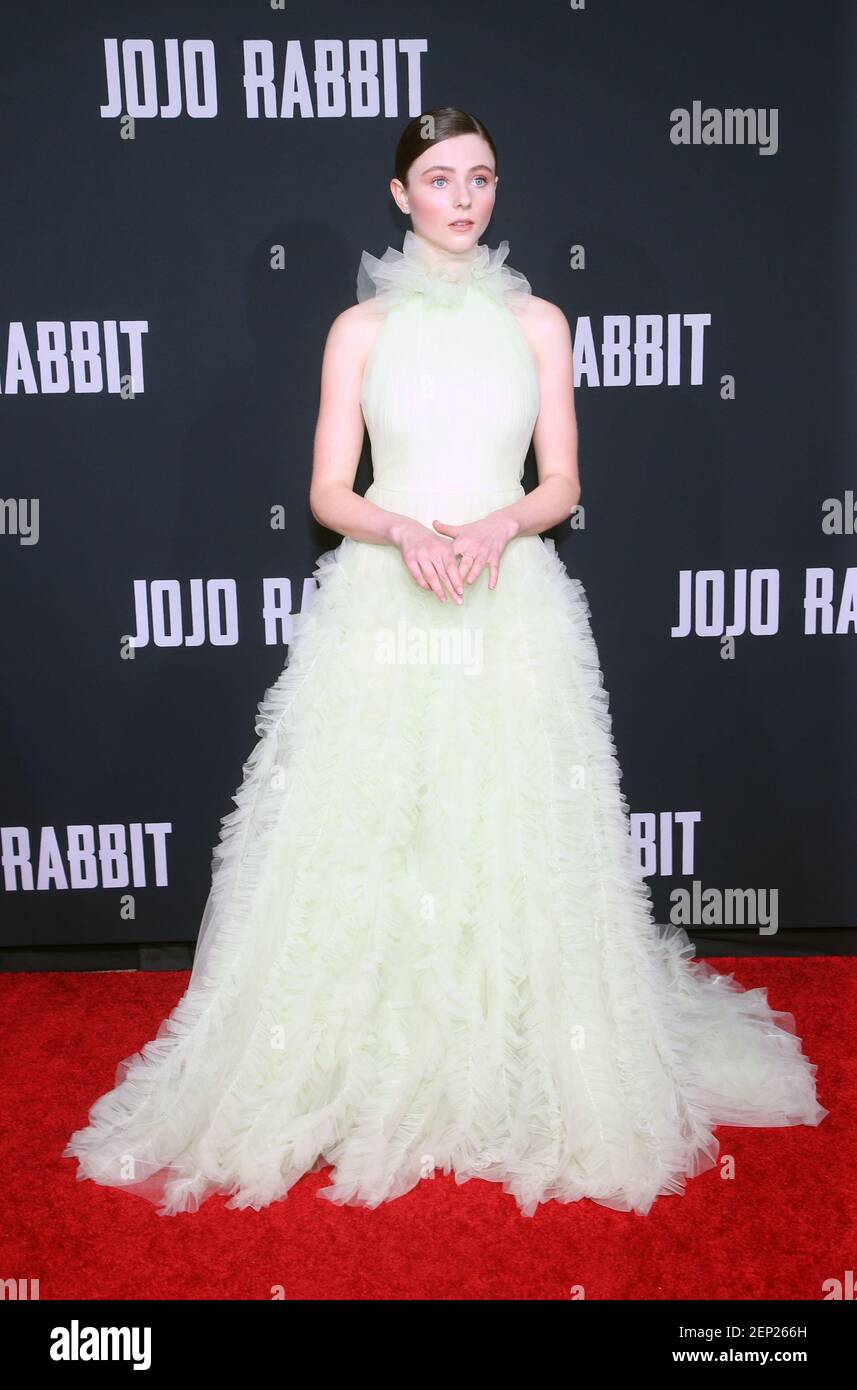 LOS ANGELES, CA - OCTOBER 15: Thomasin McKenzie, at Premiere Of Fox ...