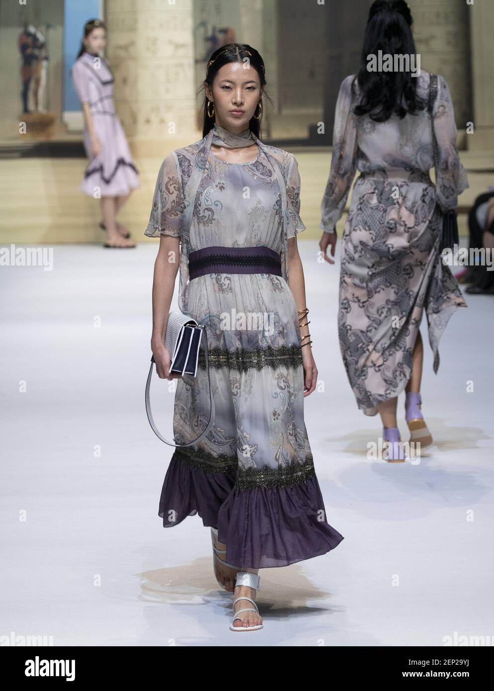 South Korean model on the runway during a 2020 S/S Seoul fashion Week ...