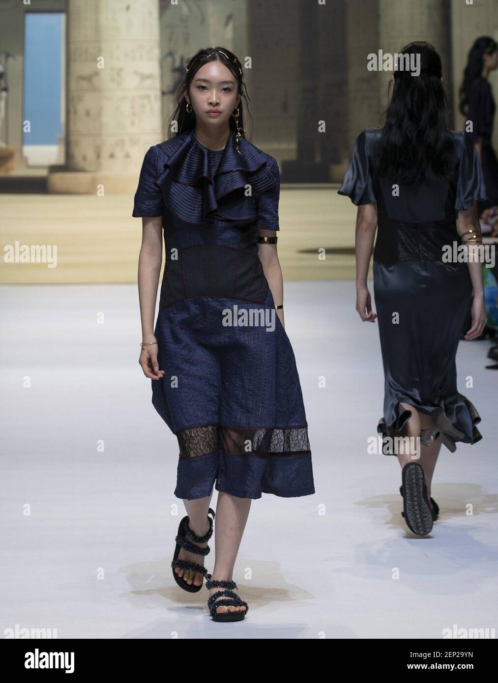 South Korean model on the runway during a 2020 S/S Seoul fashion Week ...