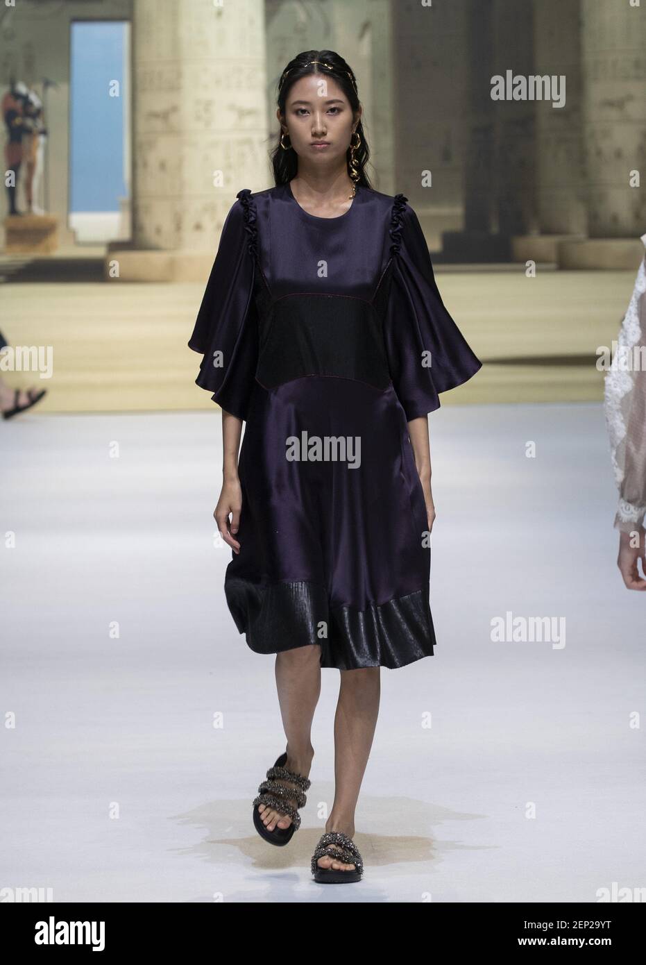 South Korean model on the runway during a 2020 S/S Seoul fashion Week ...