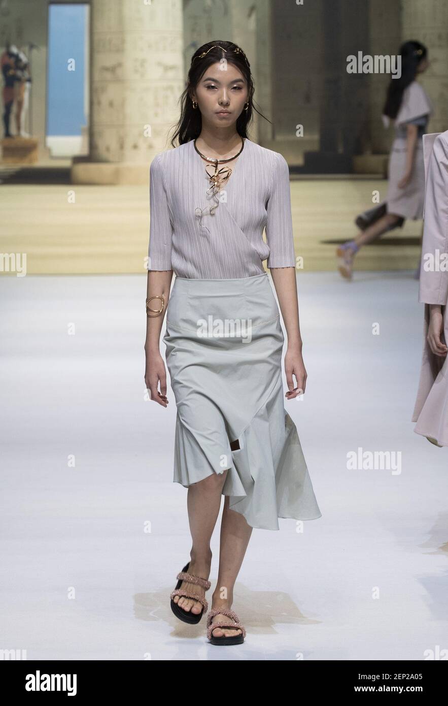 South Korean model on the runway during a 2020 S/S Seoul fashion Week ...