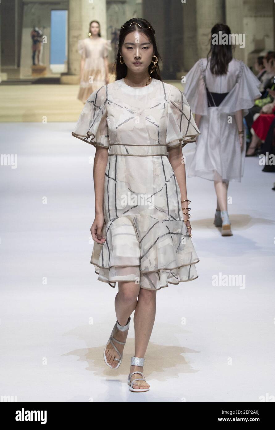 South Korean model on the runway during a 2020 S/S Seoul fashion Week ...