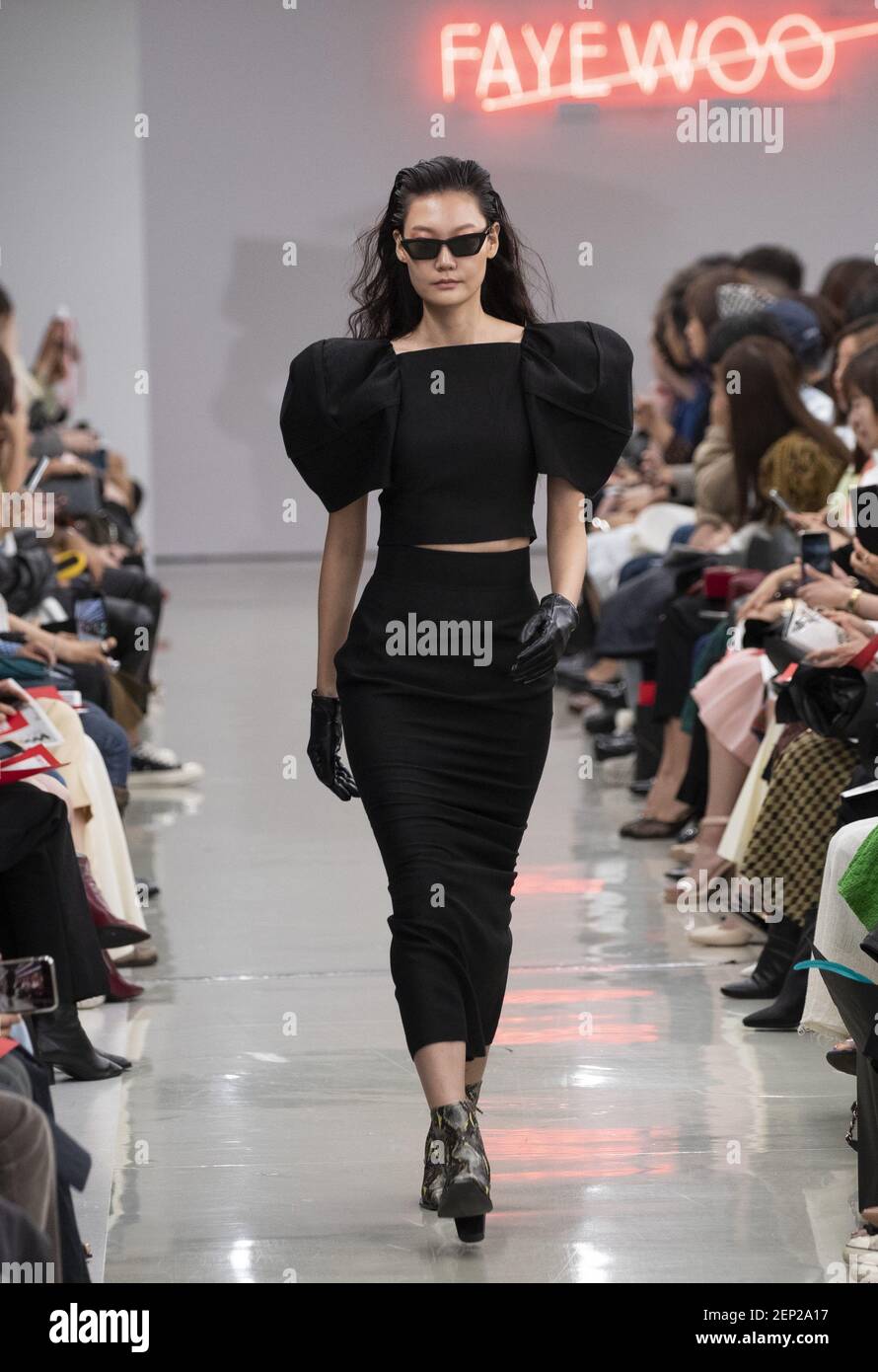 16 October 2019 - Seoul, South Korea : South Korean model on the runway ...