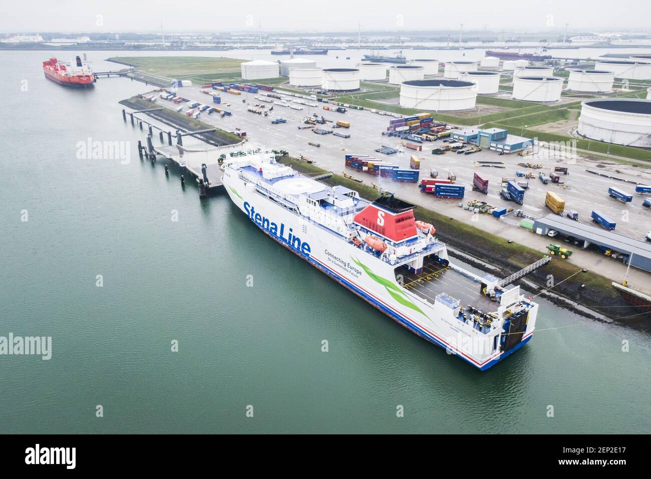 DEN HAAG, 17-10-2019, The Rotterdam Container terminal Harbor at the ...