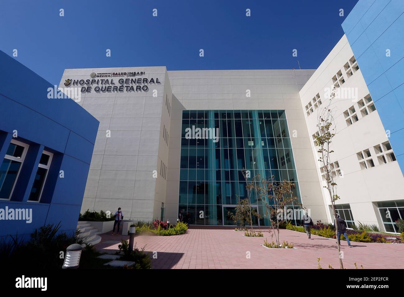 Exterior view of the hospital.The new General Hospital of Querétaro has ...