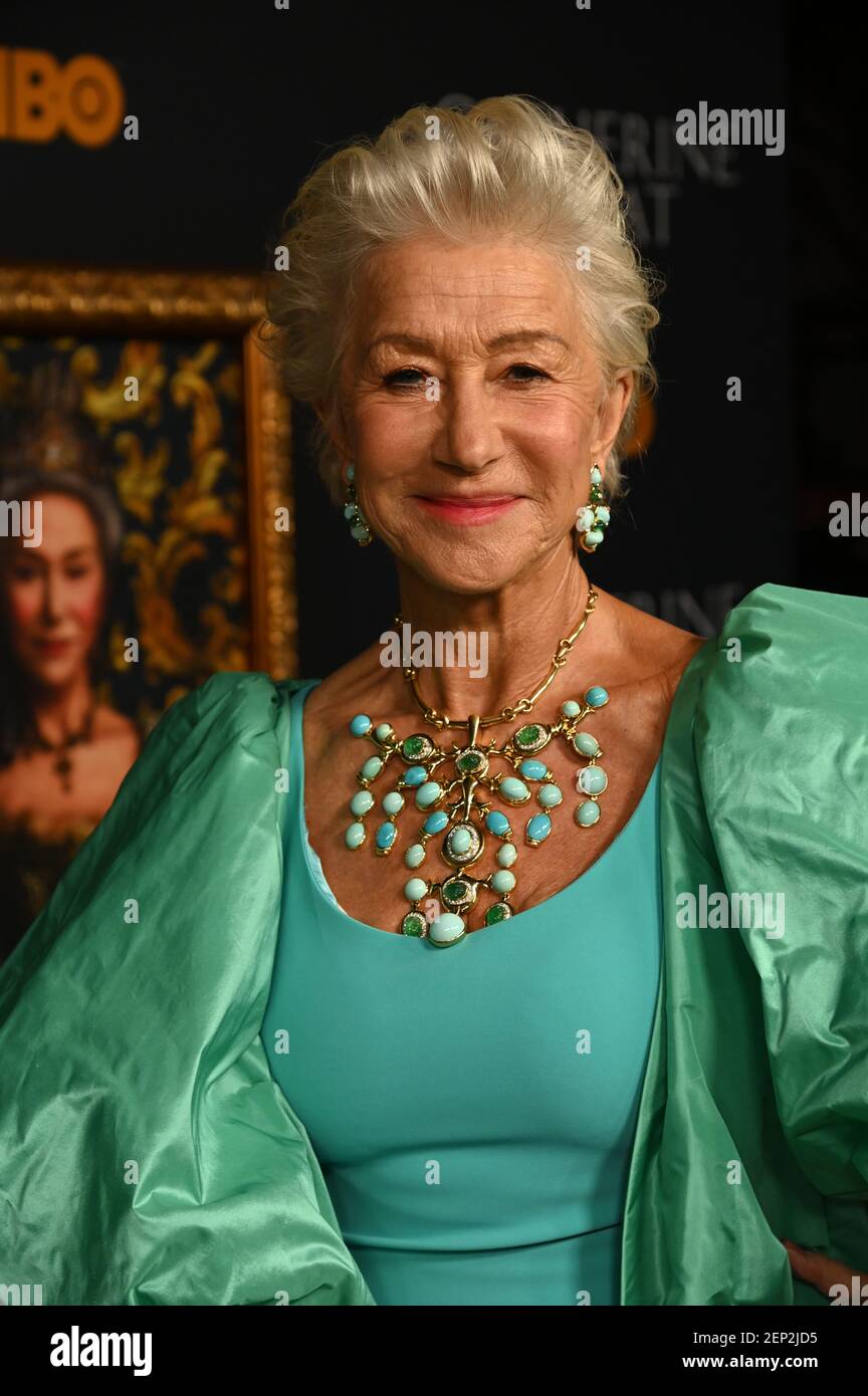 Helen Mirren wearing Badgley Mischka Couture attends the HBO Premiere ...