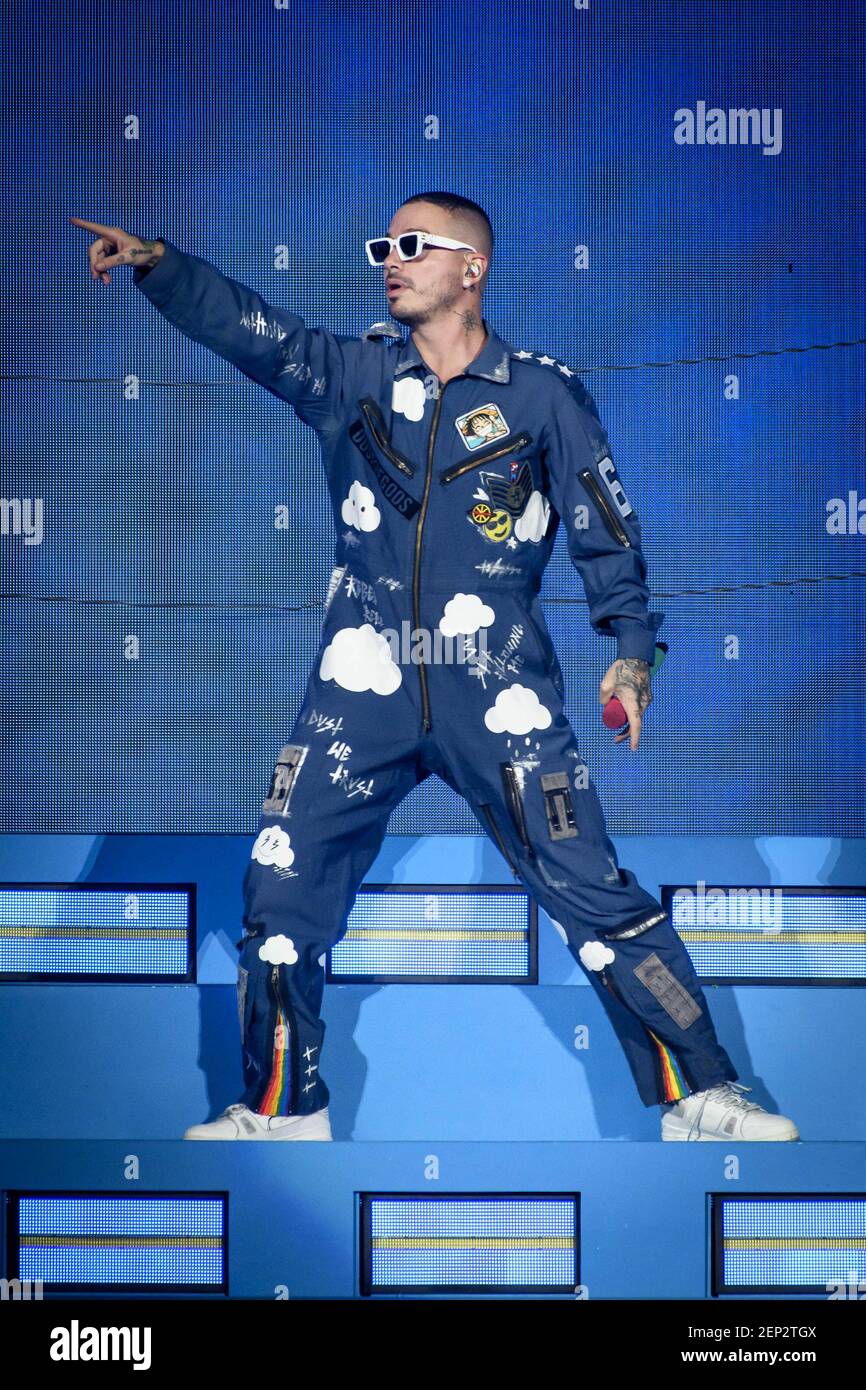 Colombian reggaeton singer, José Álvaro Osorio Balvín known ...