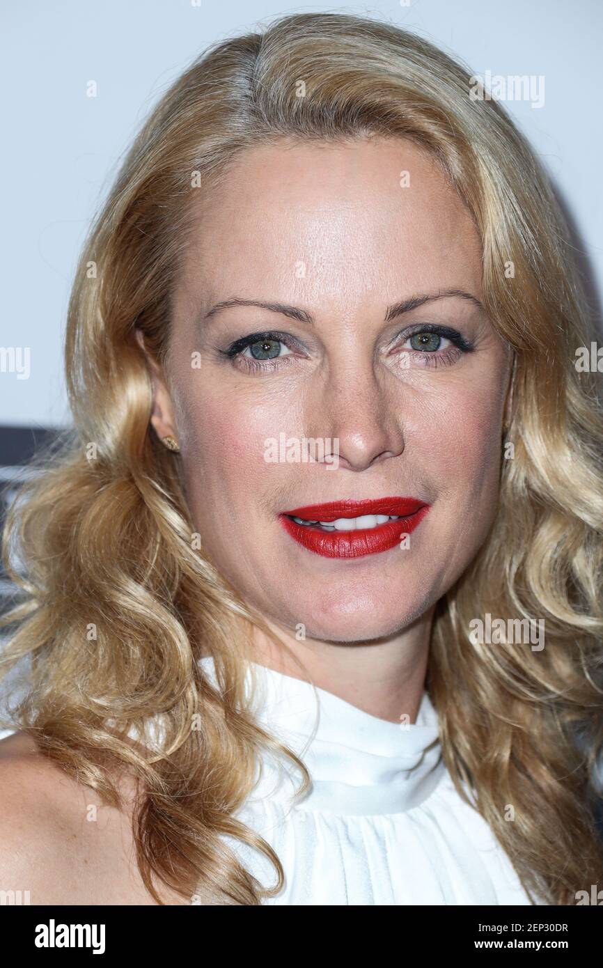 BEVERLY HILLS, LOS ANGELES, CALIFORNIA, USA - OCTOBER 19: Actress ...