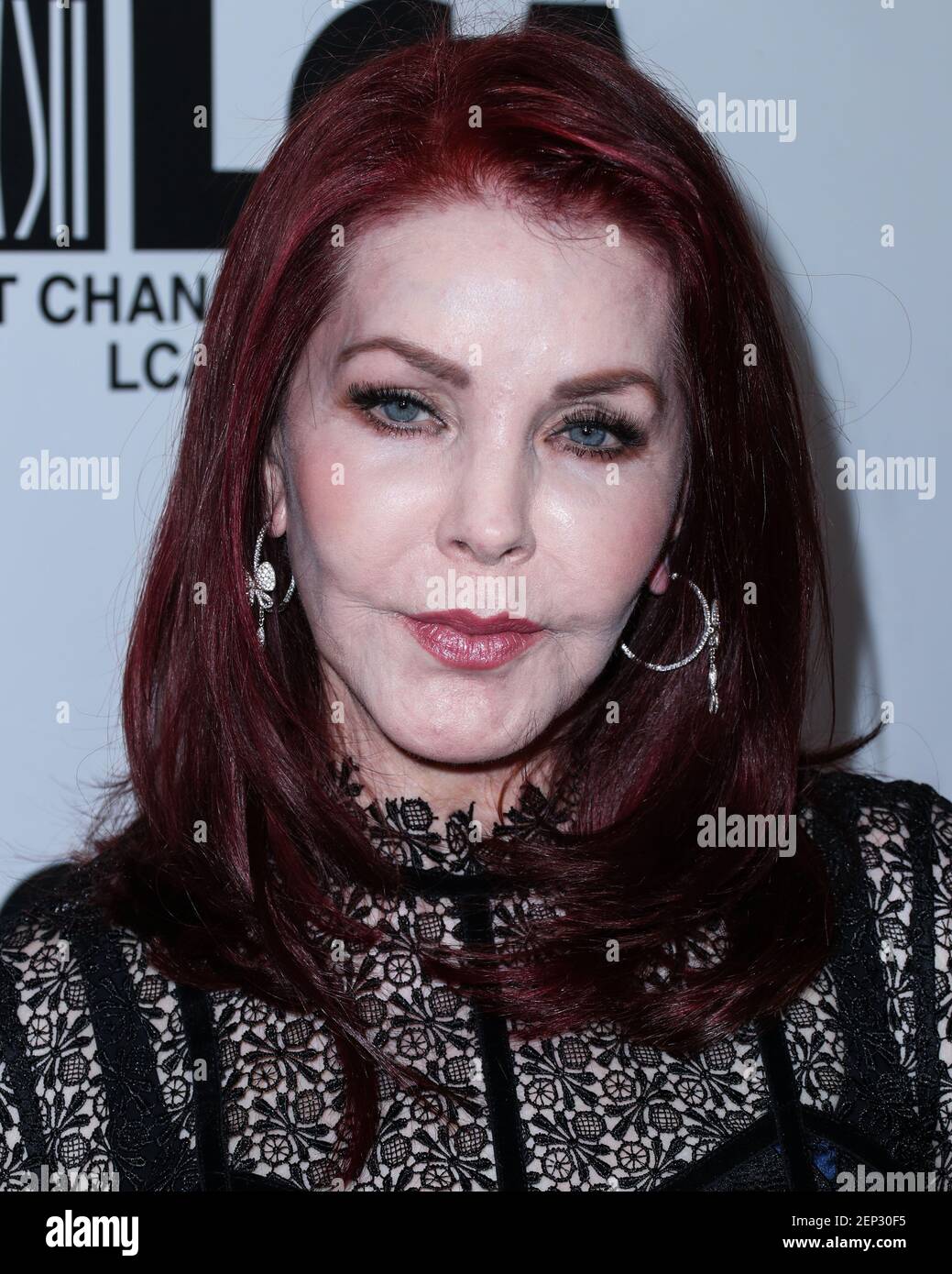 BEVERLY HILLS, LOS ANGELES, CALIFORNIA, USA - OCTOBER 19: Actress ...