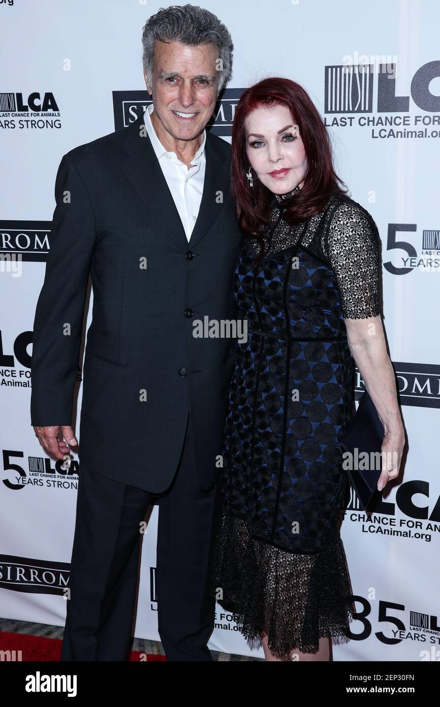 BEVERLY HILLS, LOS ANGELES, CALIFORNIA, USA - OCTOBER 19: Chris DeRose ...