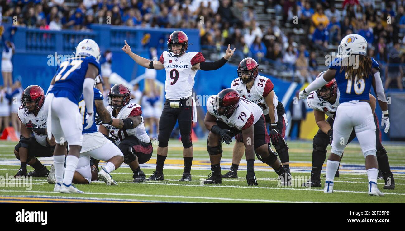 Oct 19, 2019, San Jose, CA San Diego State quarterback Ryan Agnew (9 ...