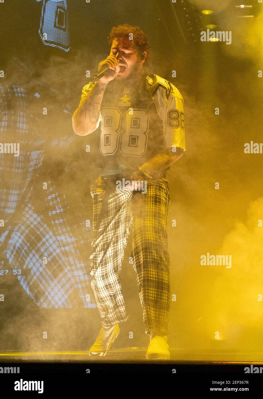 MIAMI, FL - OCT 20: Post Malone performs during The Runaway Tour at The ...